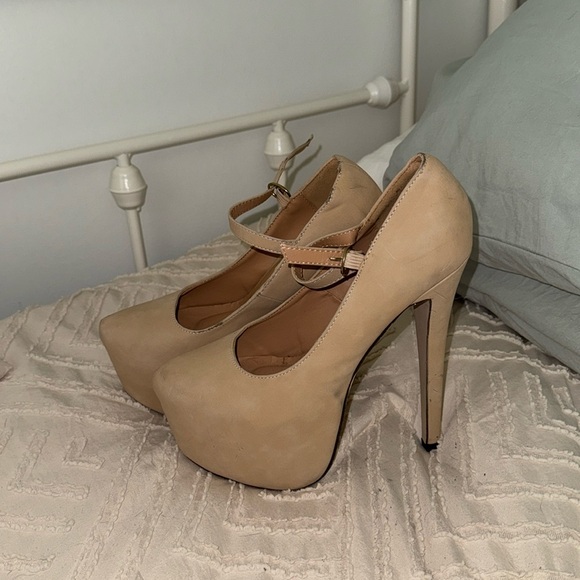 Glaze | Shoes | Bulky Heels | Poshmark